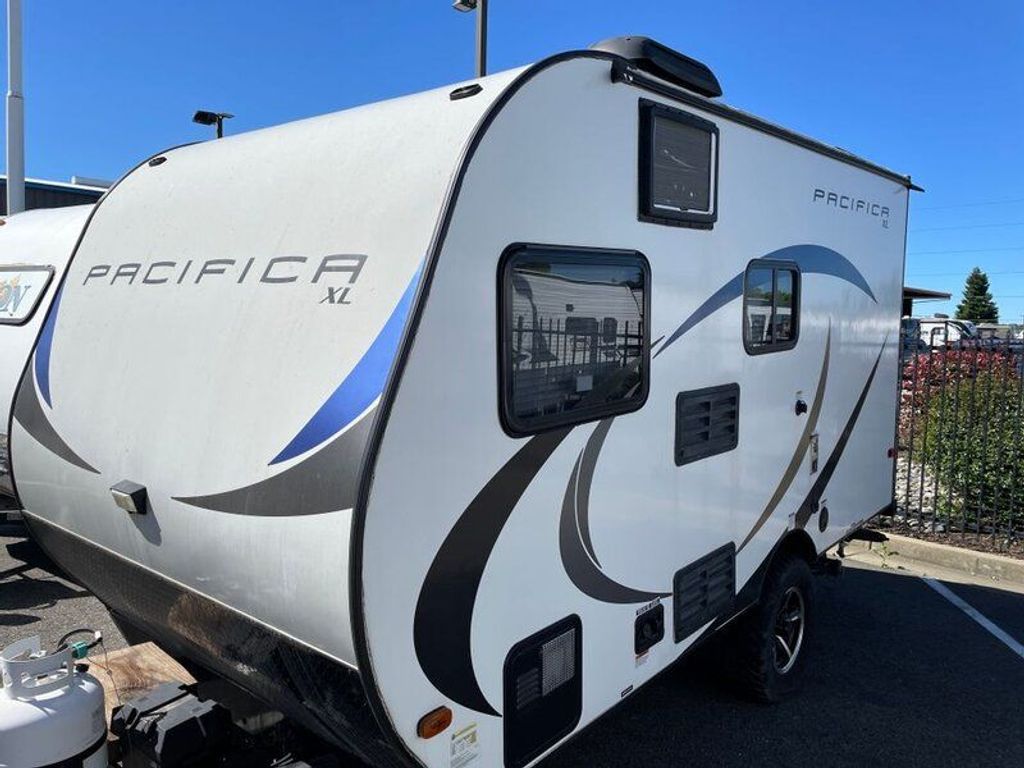 2019 Pacific Coachworks Pacifica XL 14RB - National Vehicle