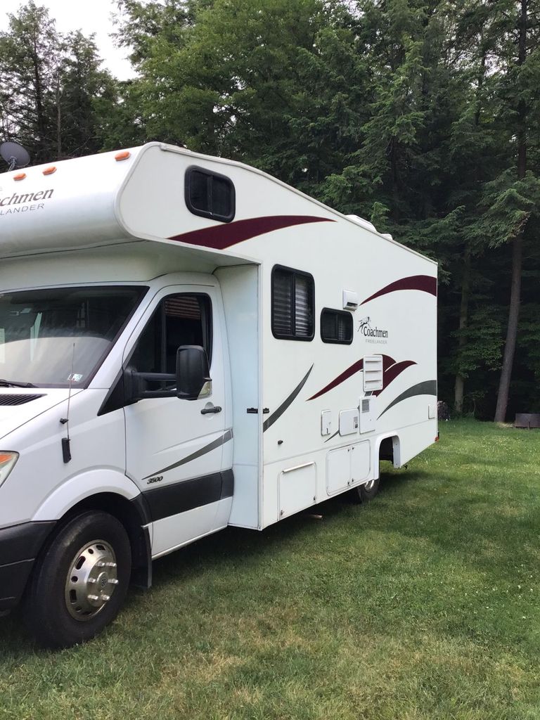 2008 Coachmen Freelander 2100CB - National Vehicle