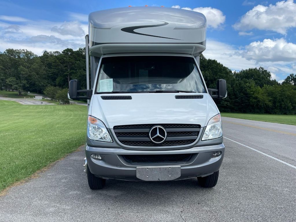 2008 Winnebago View 24H - National Vehicle