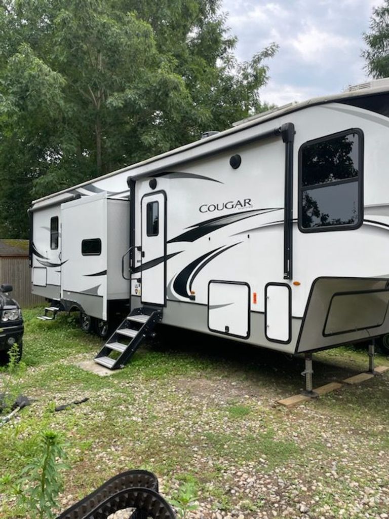 2022 Keystone Cougar 364BHL - National Vehicle