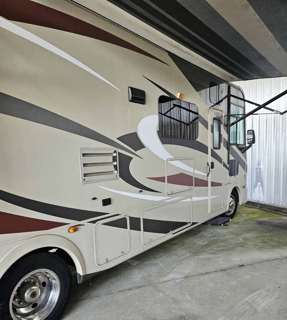 2015 Coachmen Pursuit 31BDP - National Vehicle