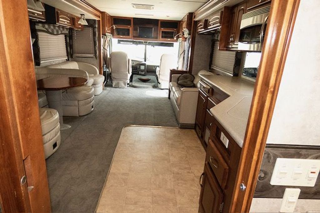 2008 Fleetwood Pace Arrow 38P - National Vehicle