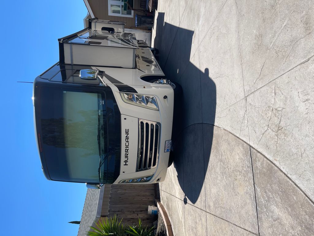 2022 Thor Motor Coach Hurricane 31C - National Vehicle