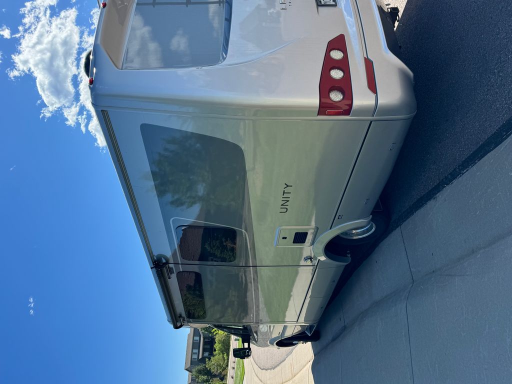 2019 Leisure Travel Van Unity U24MB - National Vehicle