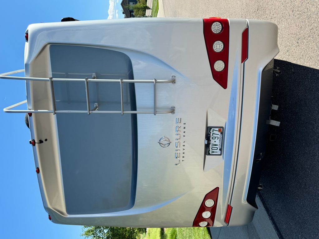 2019 Leisure Travel Van Unity U24MB - National Vehicle