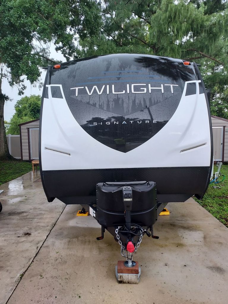 2022 Cruiser RV Twilight Signature 2100 - National Vehicle
