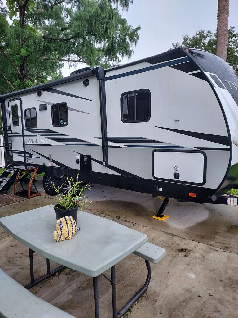 2022 Cruiser RV Twilight Signature 2100 - National Vehicle