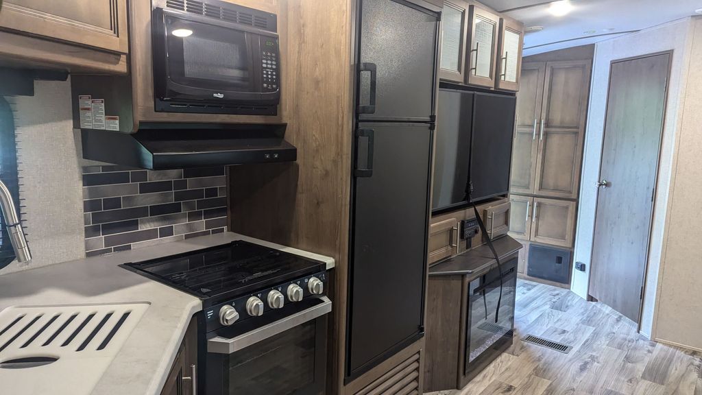 2021 Keystone Cougar 26RBS - National Vehicle