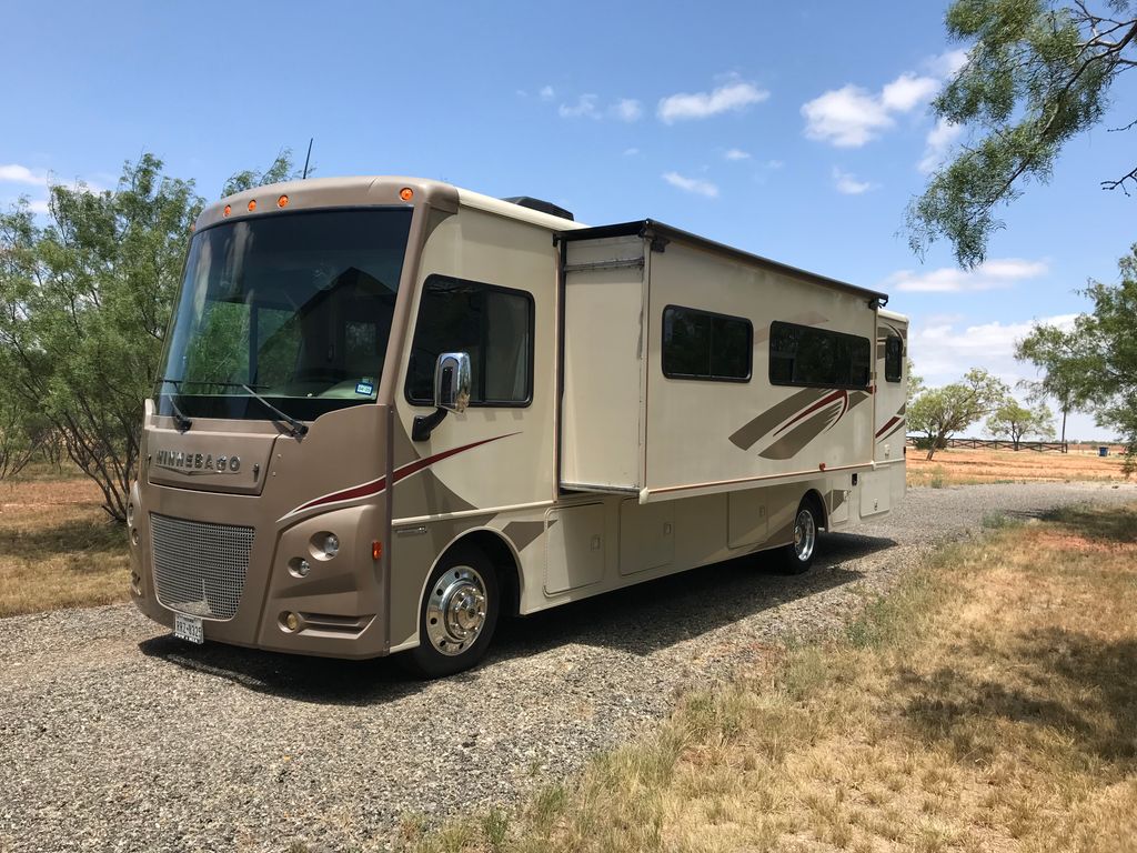 2016 Winnebago Vista LX 35F - National Vehicle