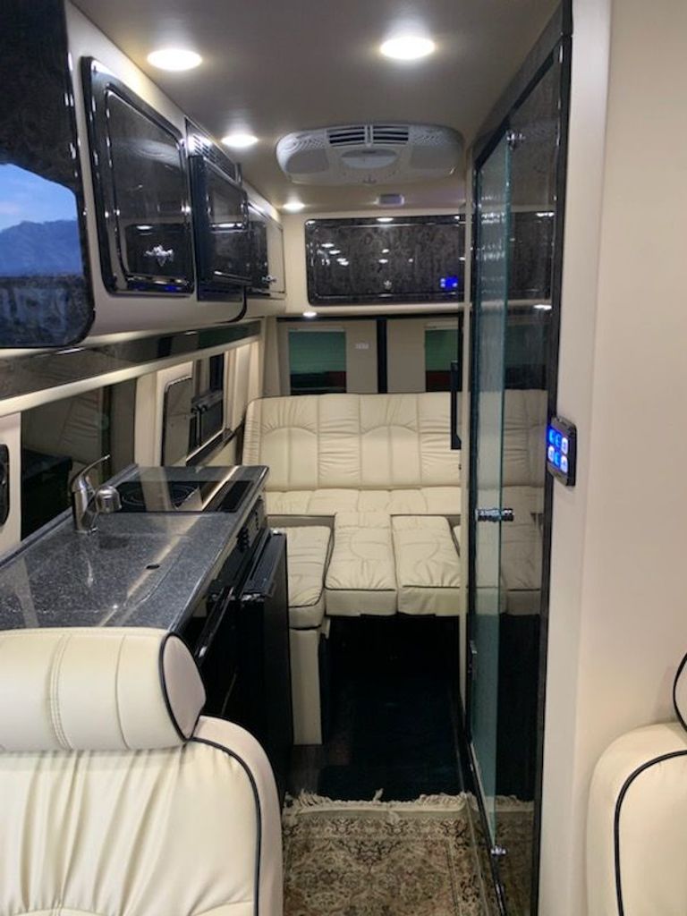 2019 Midwest Automotive Designs Weekender MD4 - National Vehicle