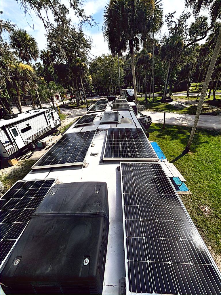 2021 Keystone Montana High Country 377FL Full Solar Set Up! - National ...