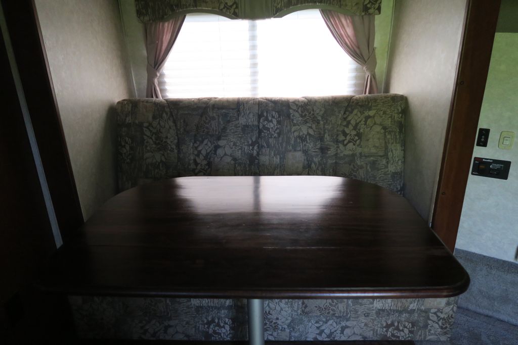 2008 Phoenix Cruiser Motorhome 2551 - National Vehicle