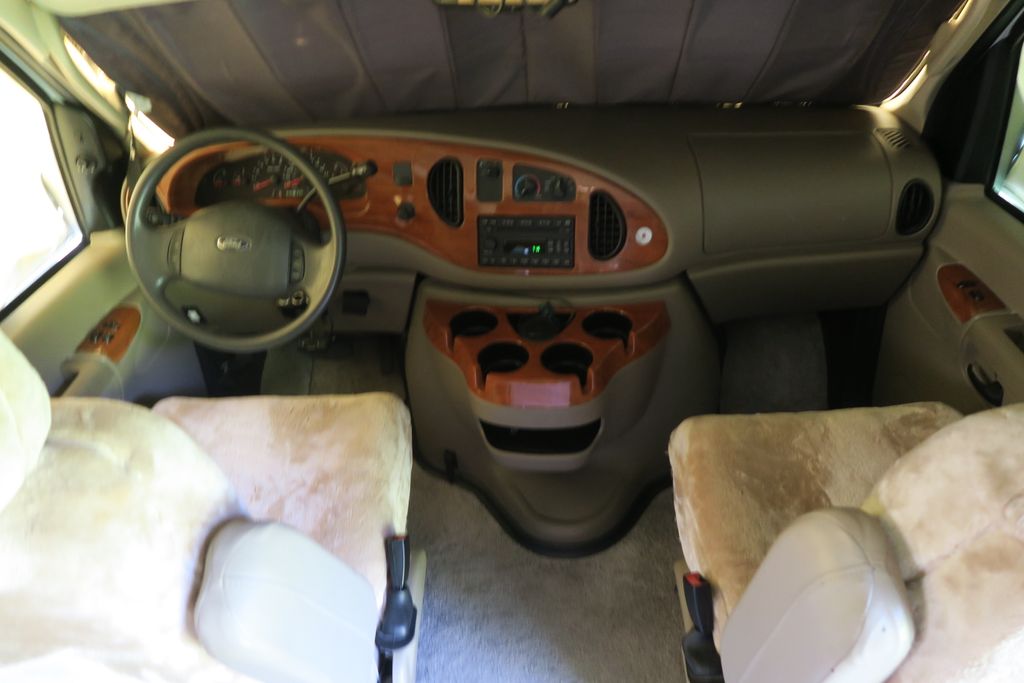 2008 Phoenix Cruiser Motorhome 2551 - National Vehicle