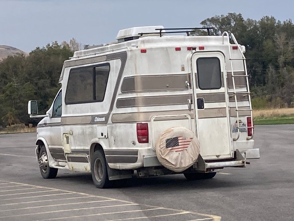 2000 Chinook Concourse XL - National Vehicle