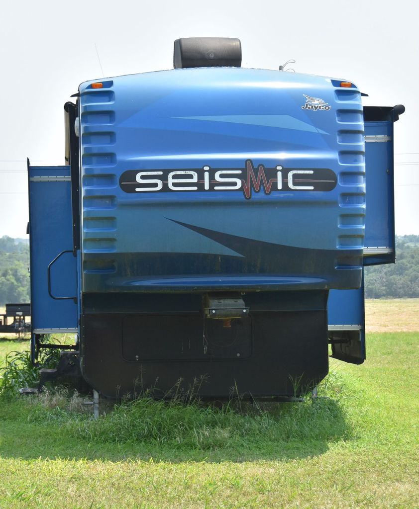 2013 Jayco Seismic 3914 - National Vehicle