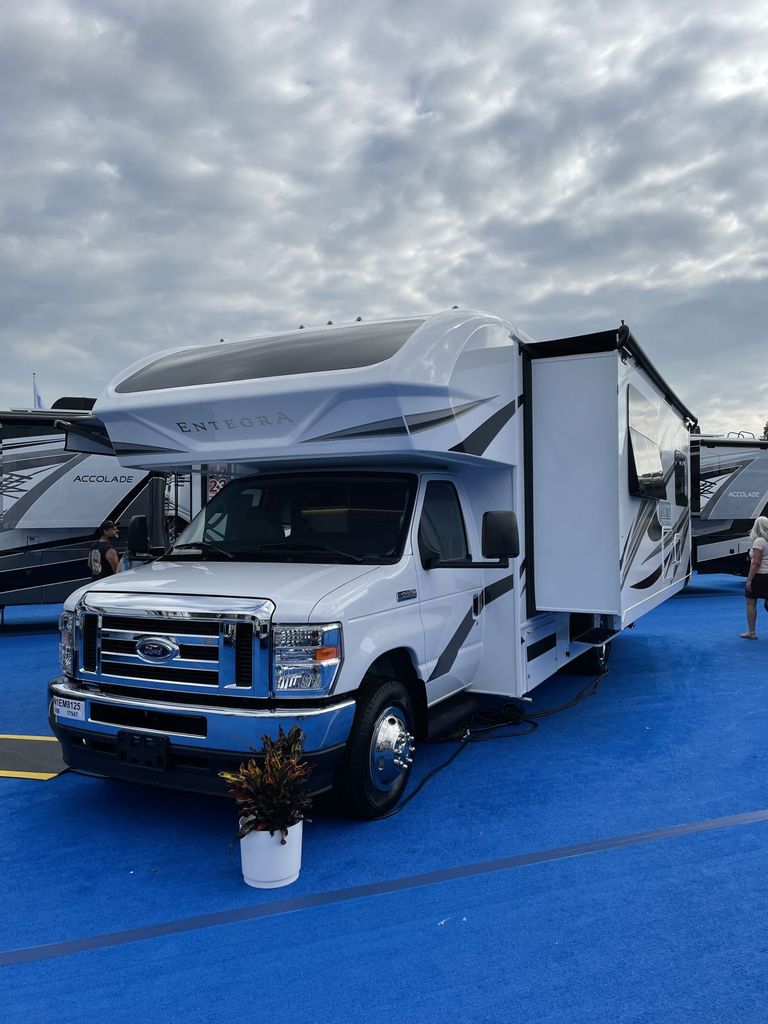List, Sell, Buy - RVs & Campers with National Vehicle