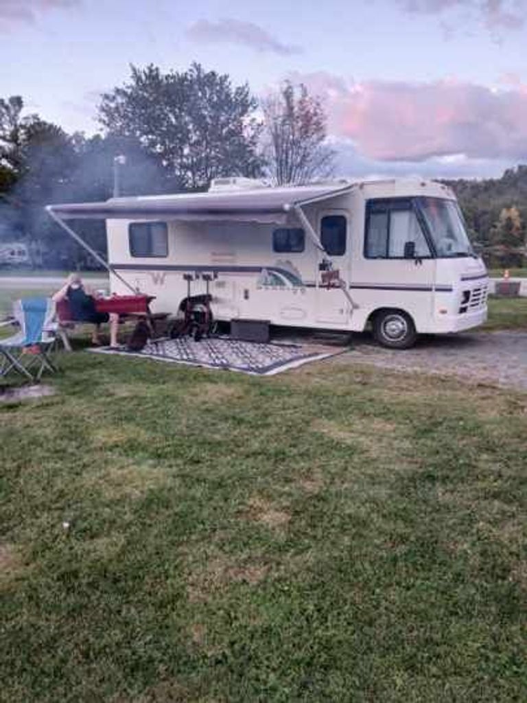 1993 Winnebago Warrior 25RU - National Vehicle