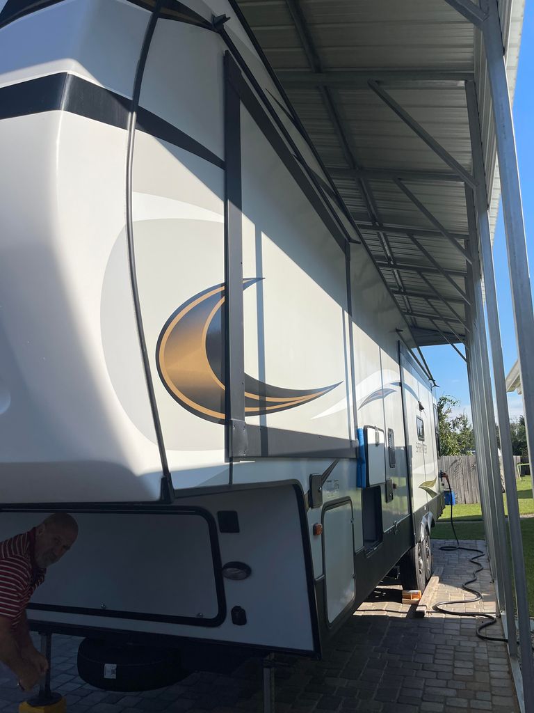 2021 Keystone Sprinter Limited 3190RLS - National Vehicle