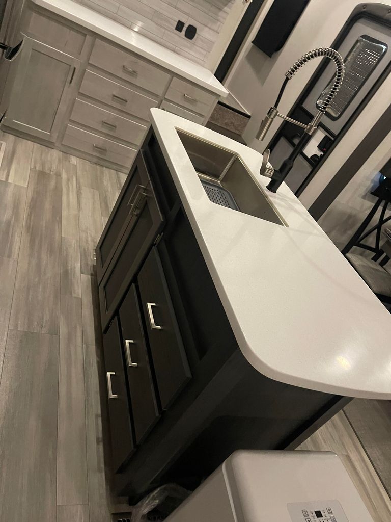 2021 Keystone Sprinter Limited 3190RLS - National Vehicle