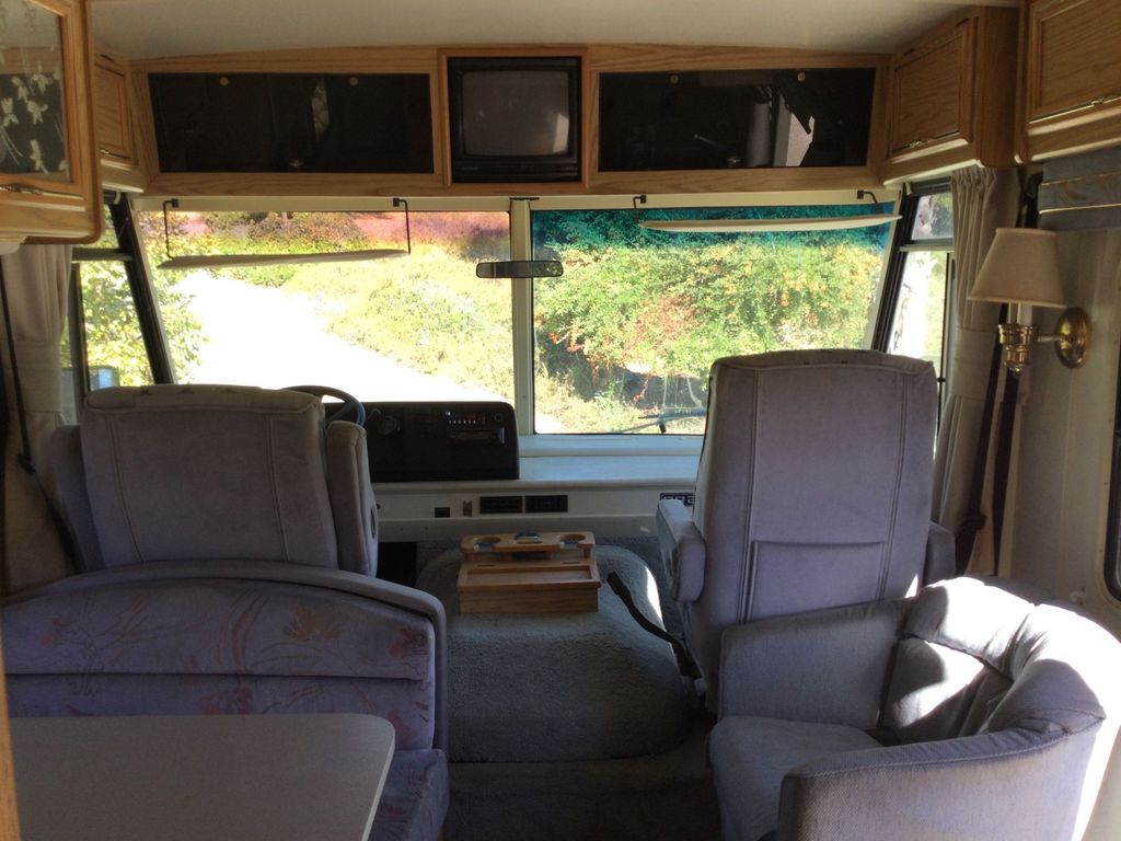1994 Winnebago Brave 27RQ - National Vehicle