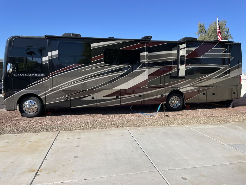 2024 Thor Motor Coach Challenger 37FH - National Vehicle