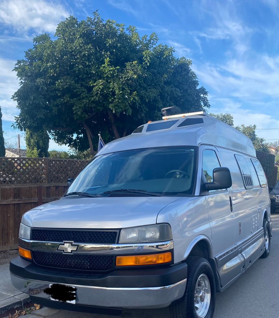 2008 Roadtrek Popular 190 4x4 - National Vehicle