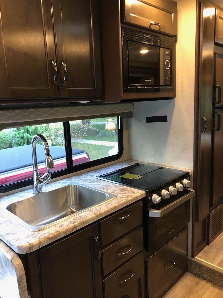 2020 Thor Motor Coach Freedom Elite 24HE - National Vehicle