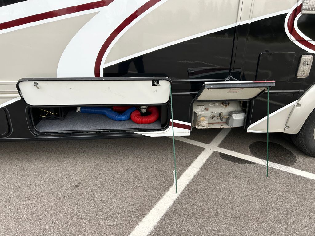 2018 Winnebago Aspect 30J - National Vehicle