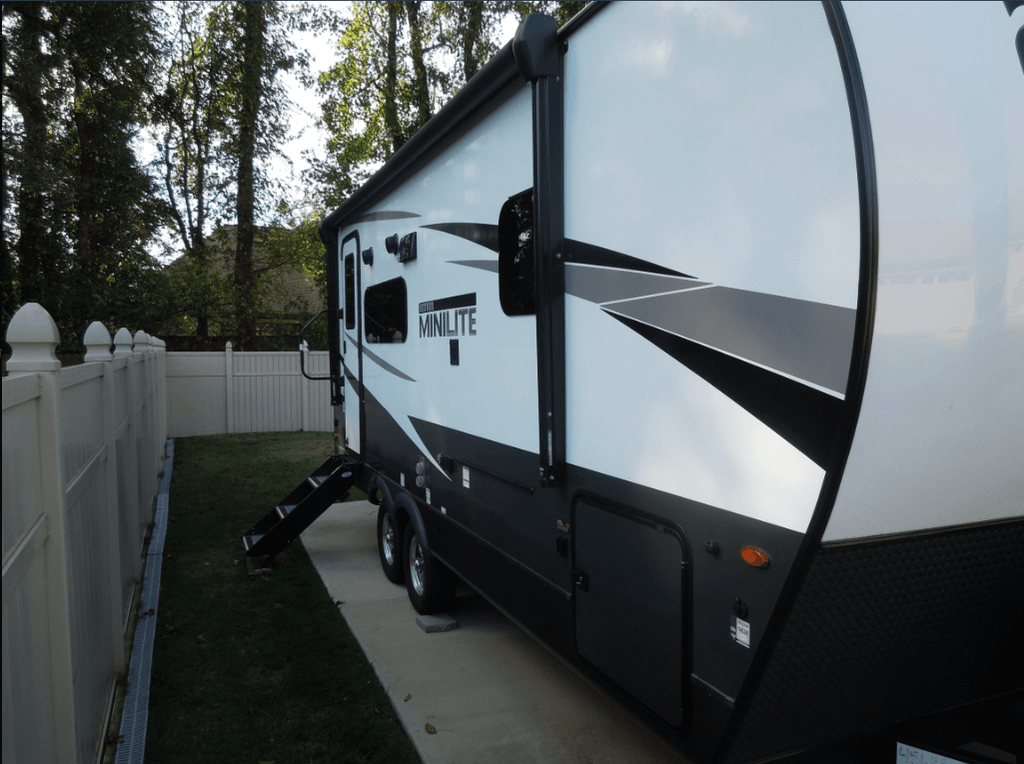 2024 Forest River Rockwood Mini Lite 2205S - National Vehicle