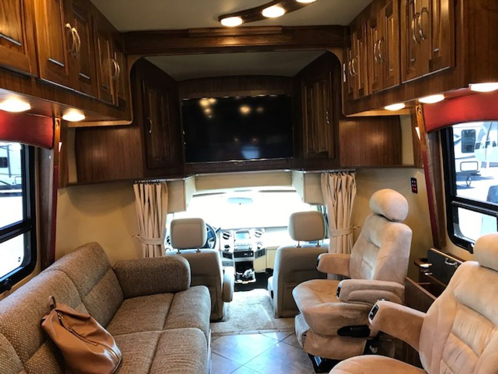 2015 Born Free Splendor Royal Rear Side Bed F550 6.7 Liter Turbo Diesel ...