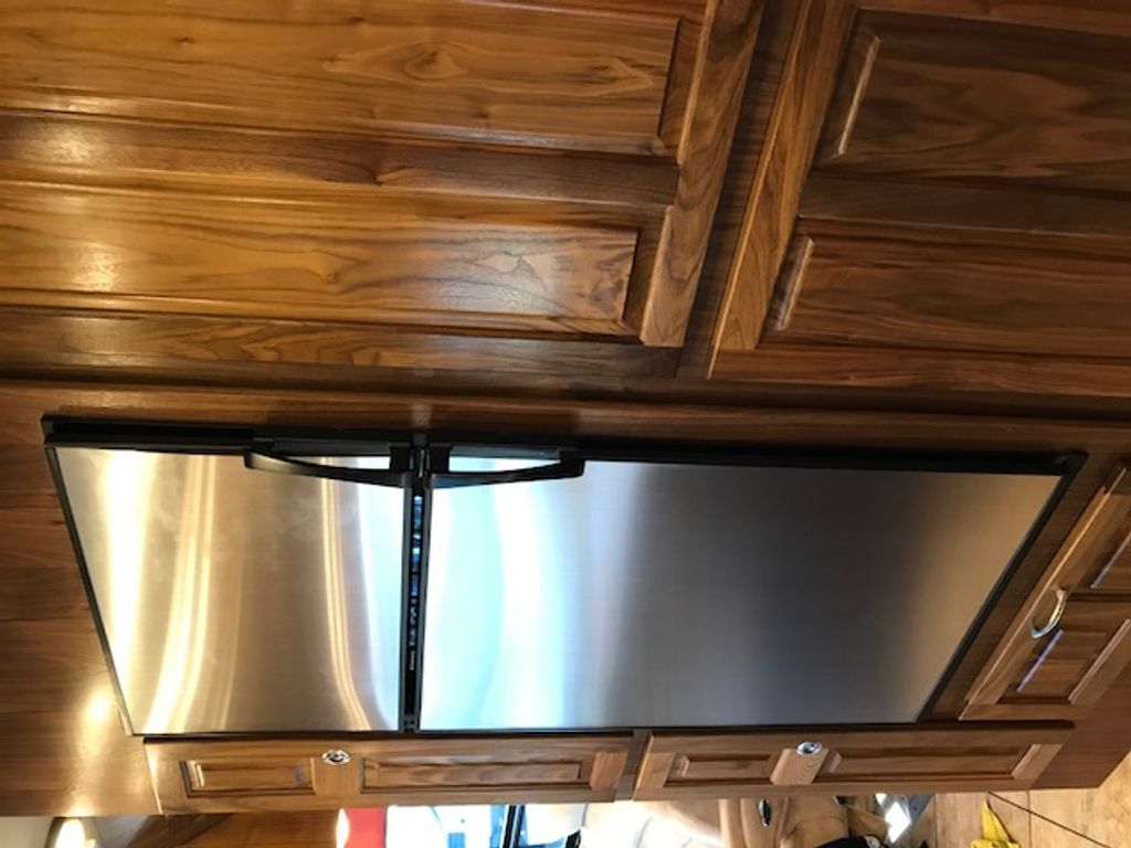 2015 Born Free Splendor Royal Rear Side Bed F550 6.7 Liter Turbo Diesel ...