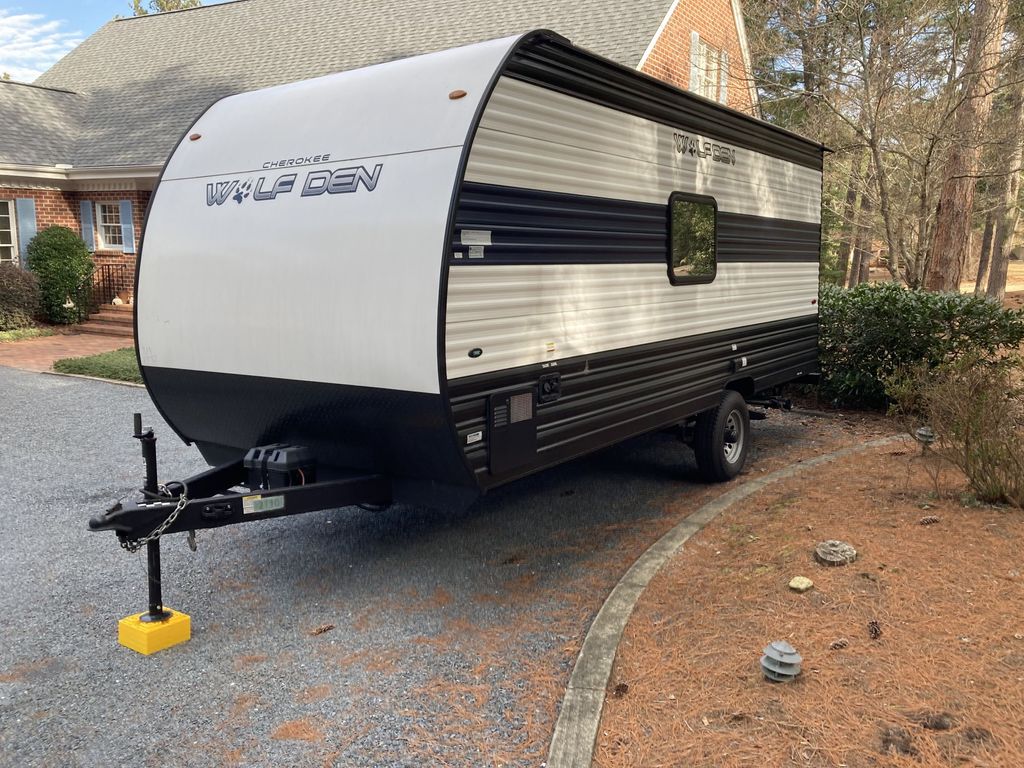 2024 Forest River Cherokee Wolf Den 16EV - National Vehicle
