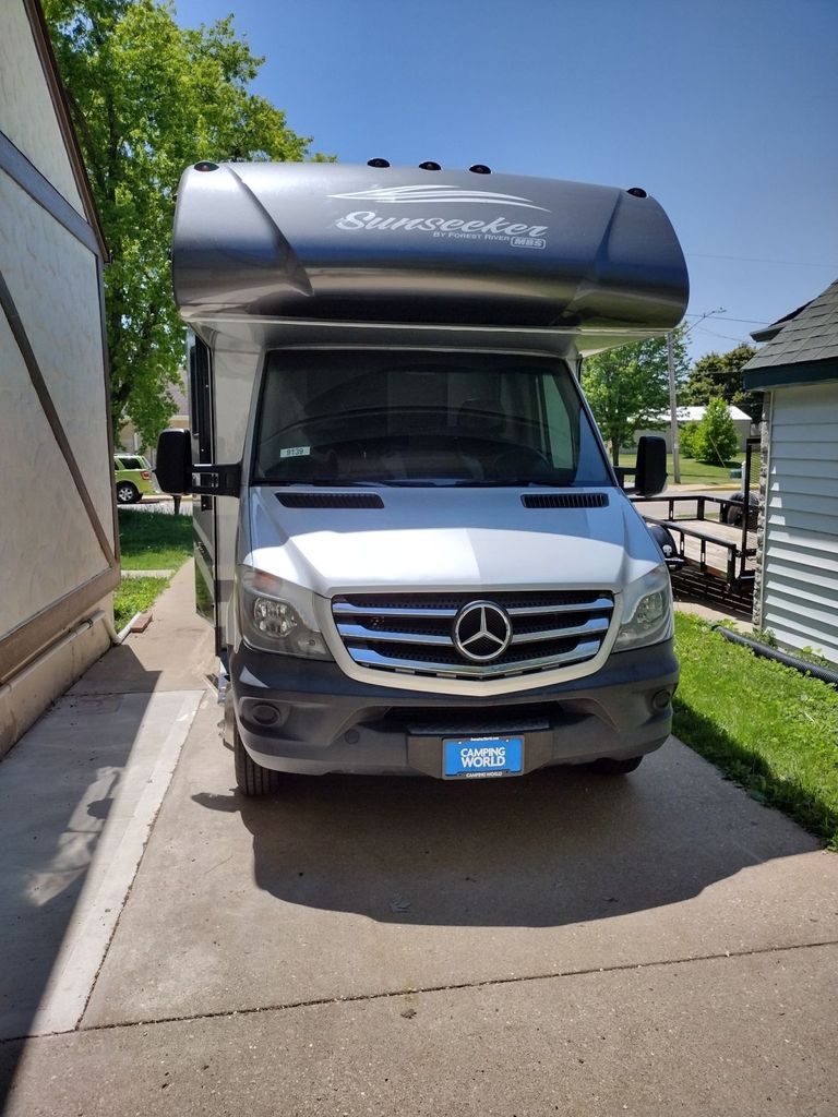 2018 Forest River Sunseeker MBS 2400R - National Vehicle