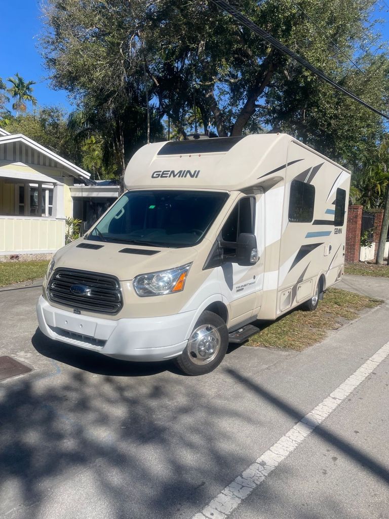 2018 Thor Motor Coach Gemini 23TR - National Vehicle
