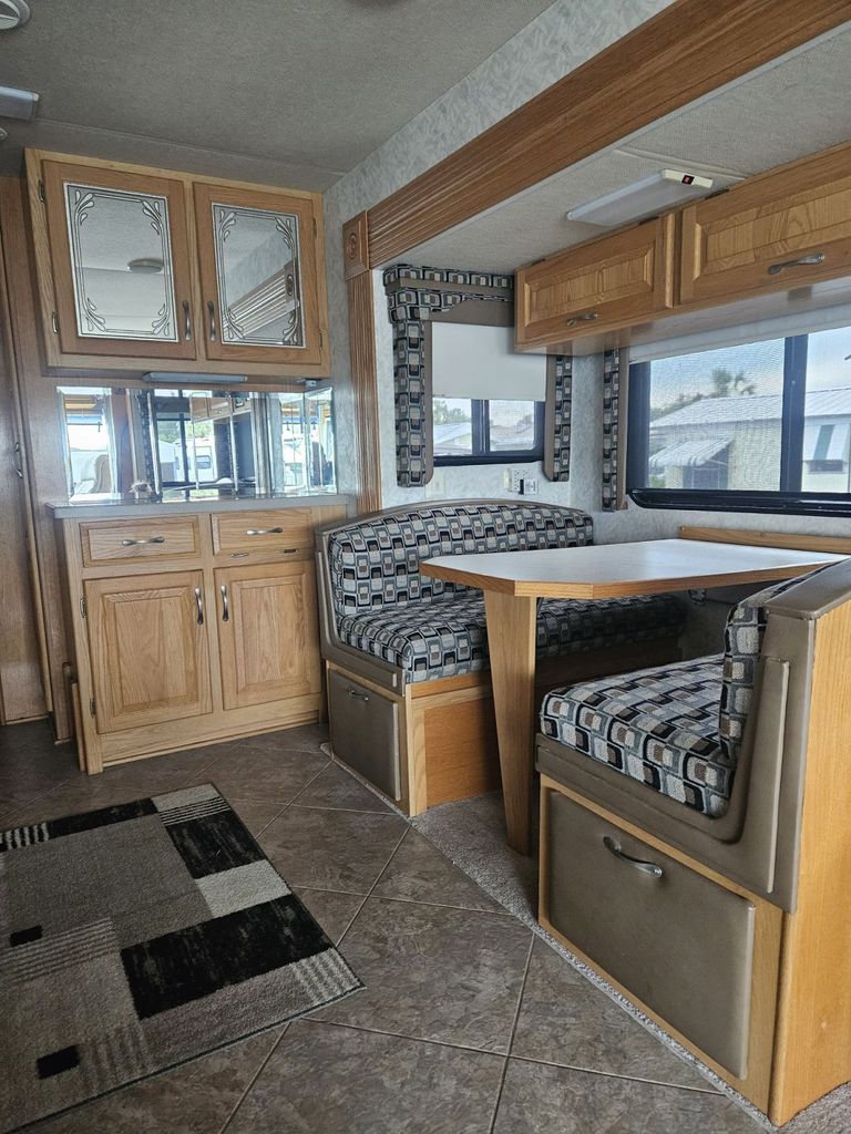 1999 Newmar Dutch Star 3862 - National Vehicle