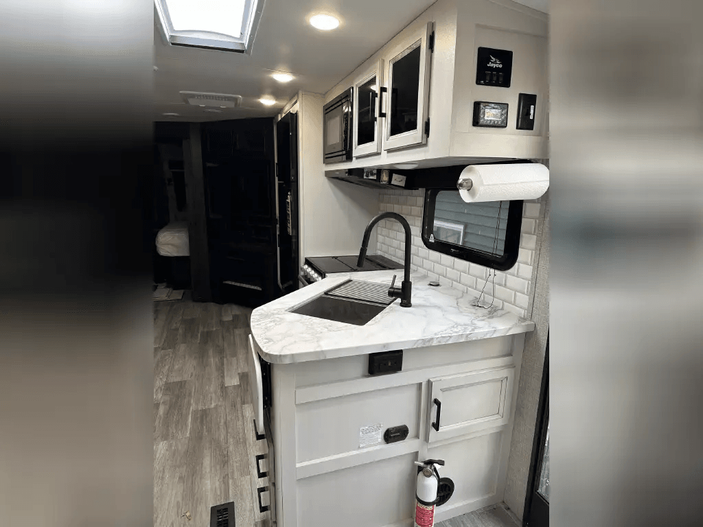 2022 Jayco White Hawk 27RB - National Vehicle