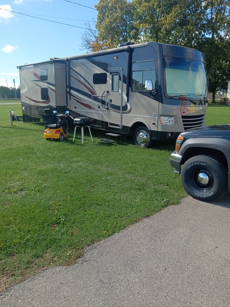 2017 Coachmen Mirada 35BH - National Vehicle