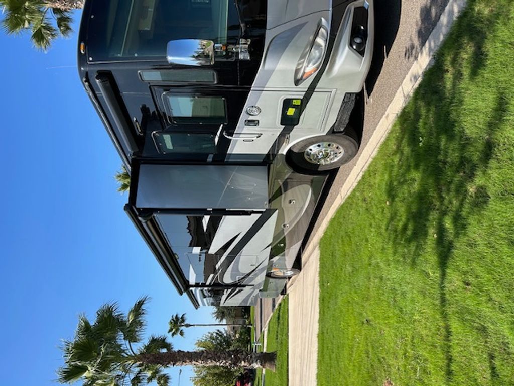 2018 Tiffin Motorhomes Phaeton 40IH - National Vehicle
