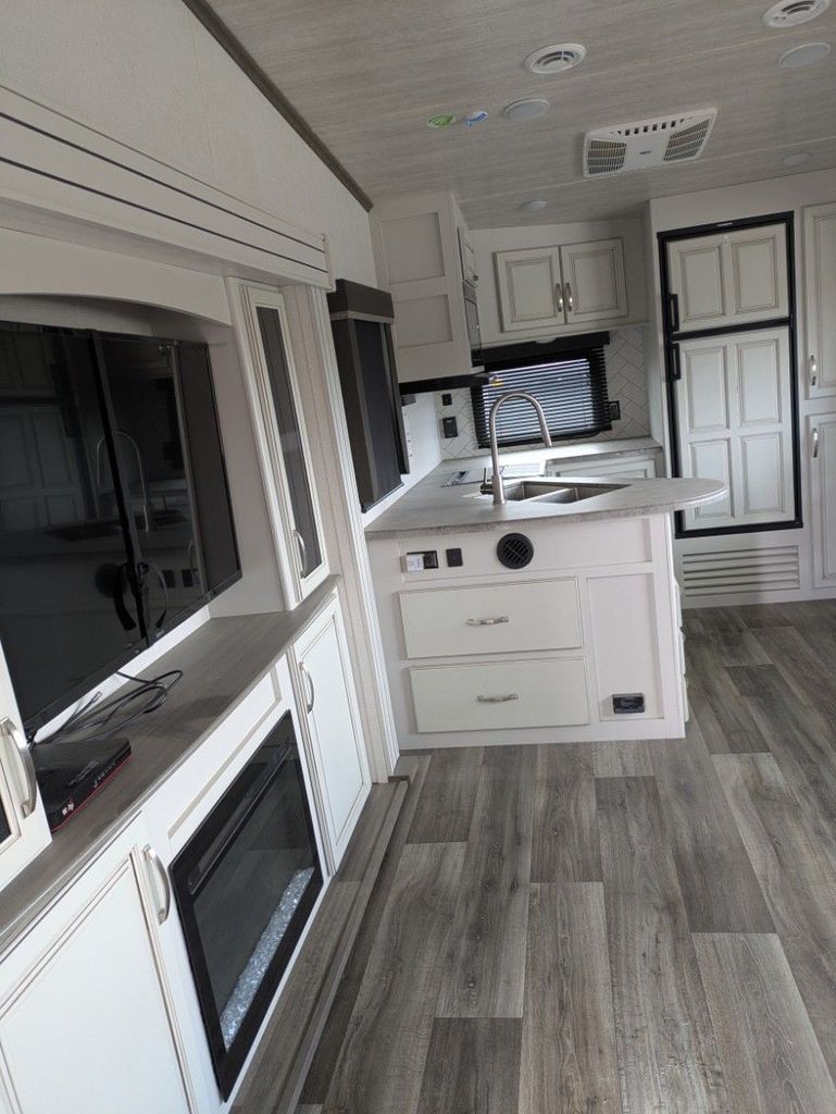 2021 Keystone Cougar Half-Ton 29RKS - National Vehicle