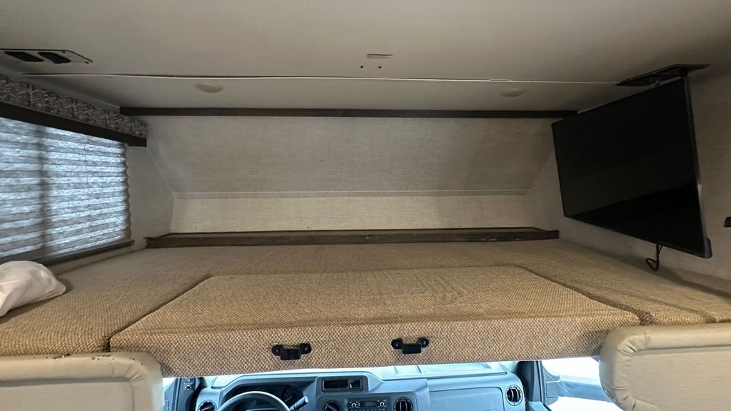 2022 Gulf Stream Conquest 63111 - National Vehicle