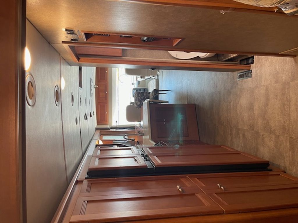 2016 Winnebago Sightseer 33C - National Vehicle