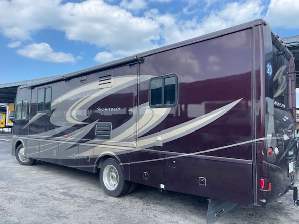 2016 Winnebago Sightseer 33C - National Vehicle