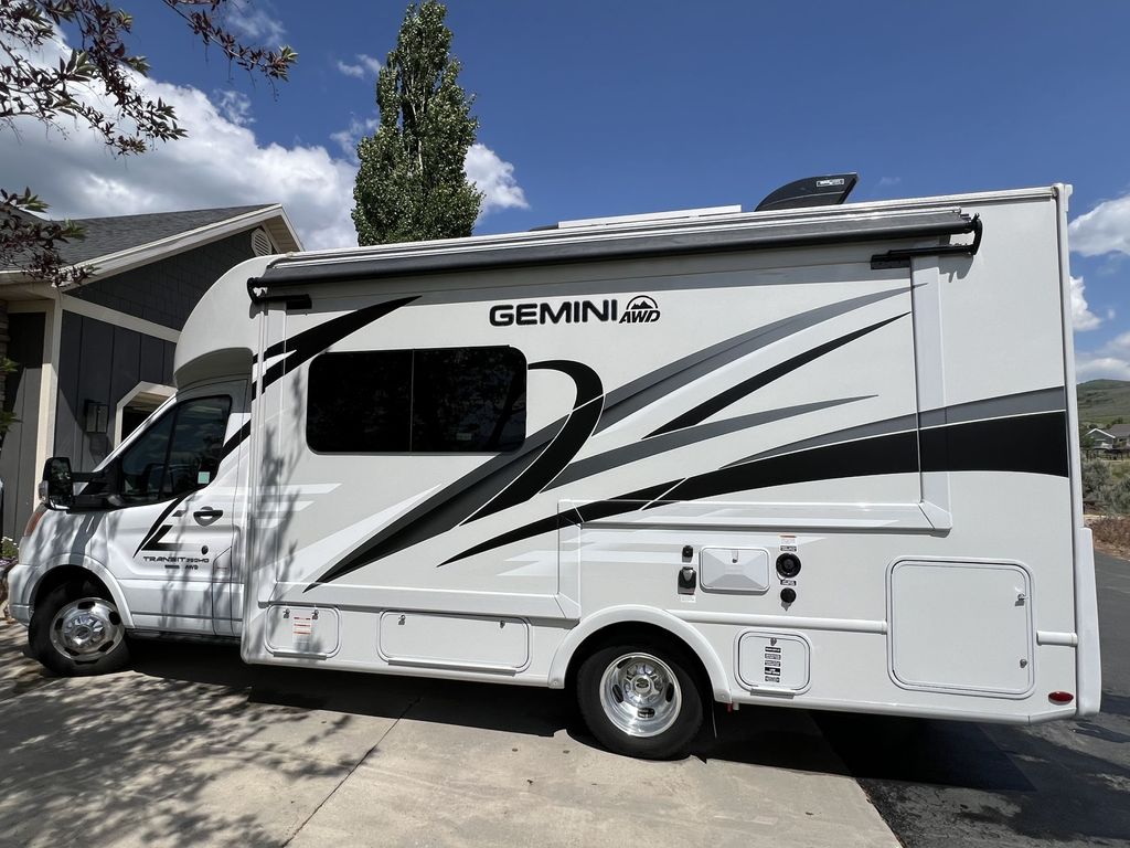 2023 Thor Motor Coach Gemini AWD 23TW - National Vehicle