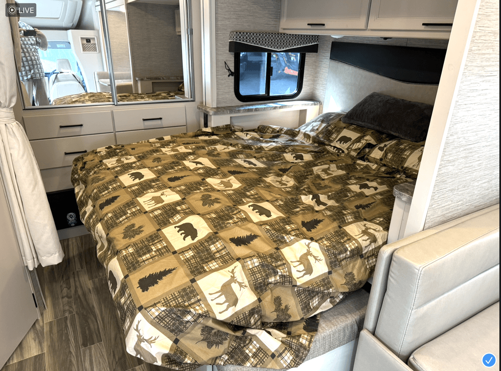 2023 Thor Motor Coach Gemini AWD 23TW - National Vehicle