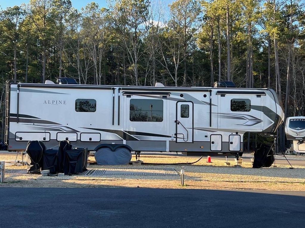 2022 Keystone Alpine 3712KB - National Vehicle