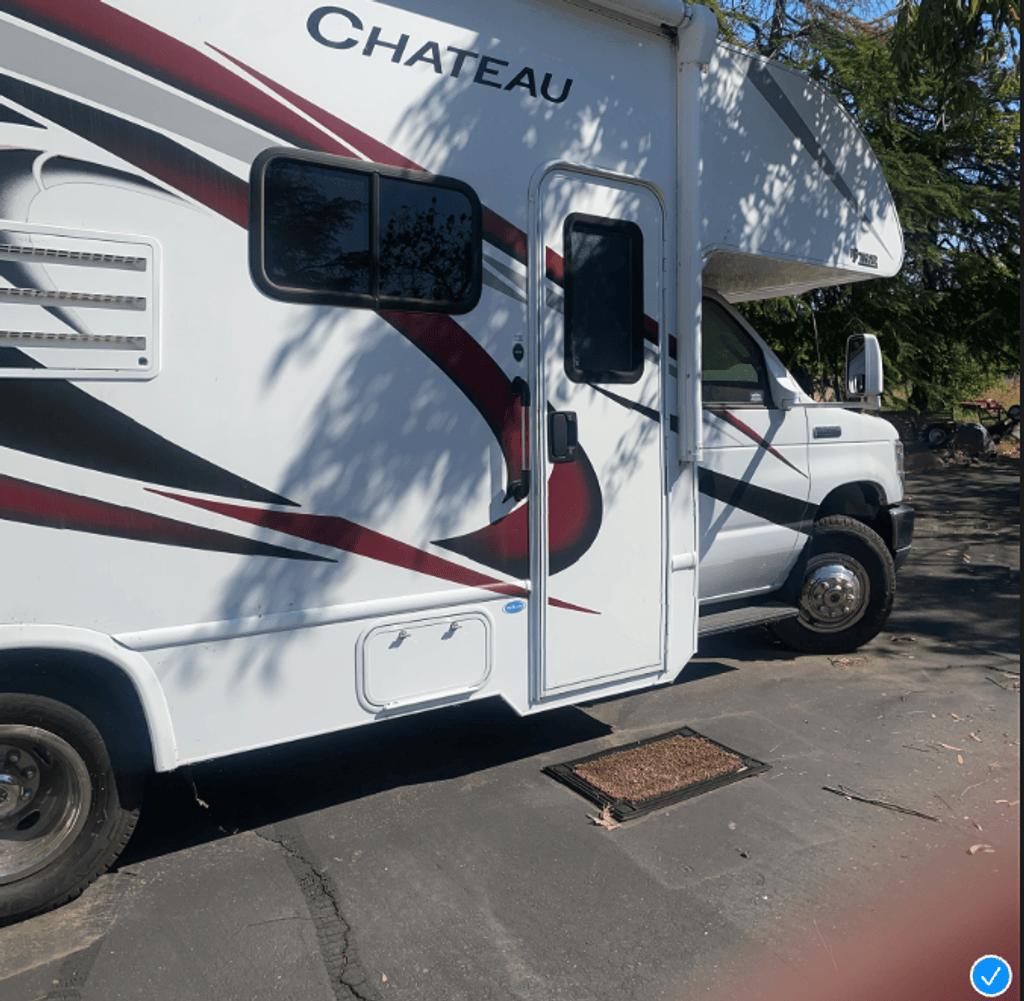 2021 Thor Motor Coach Chateau 22E - National Vehicle