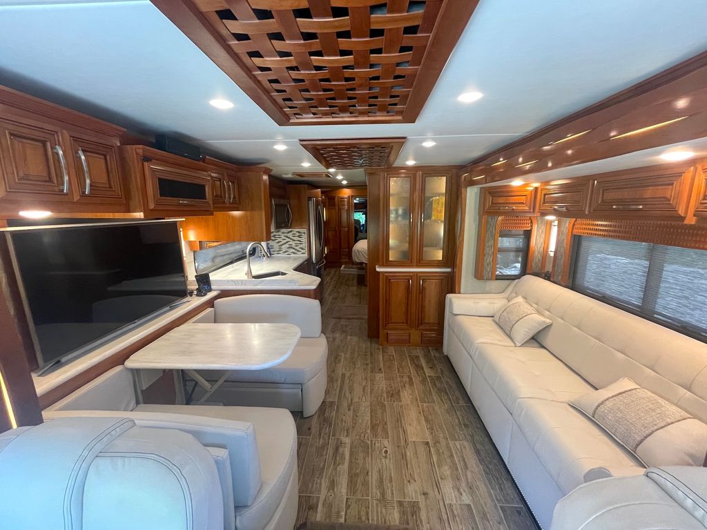 2018 Newmar New Aire 3345 - National Vehicle