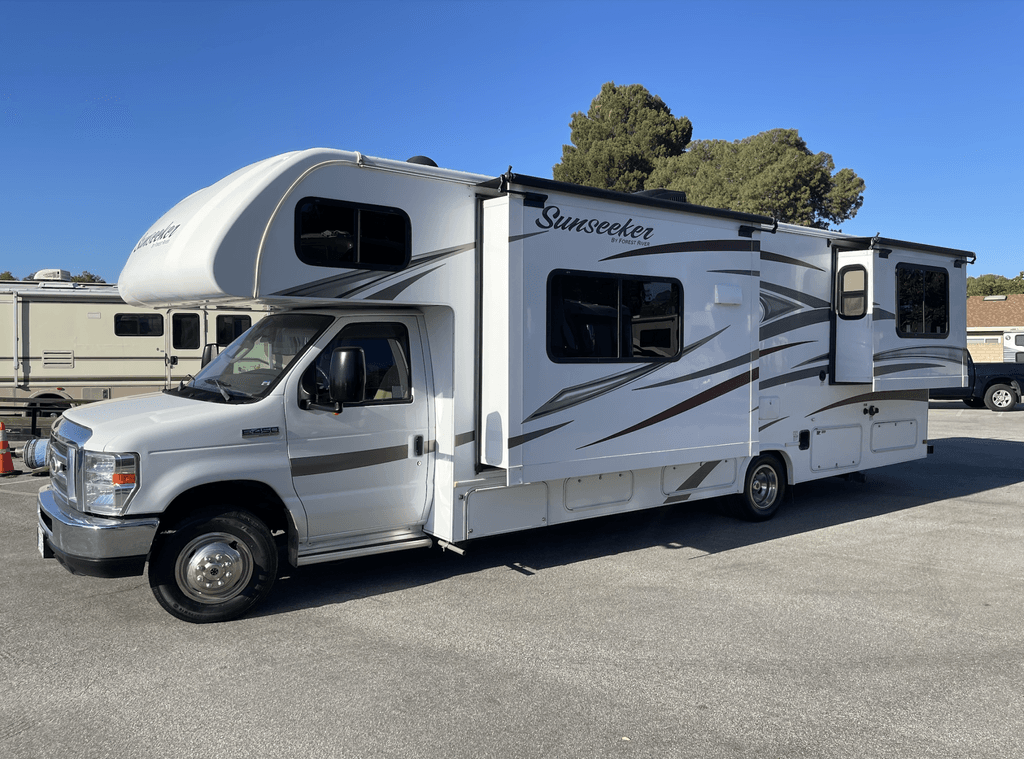 2016 Forest River Sunseeker 2860DS - National Vehicle