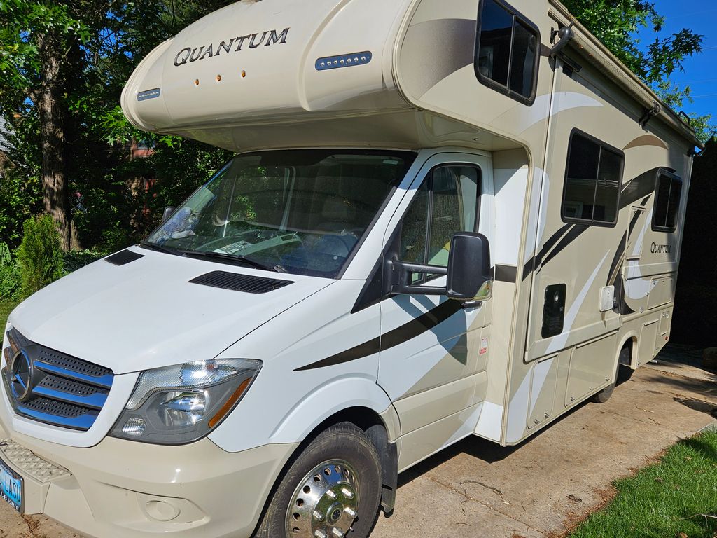 2018 Thor Motor Coach Quantum 24KM - National Vehicle