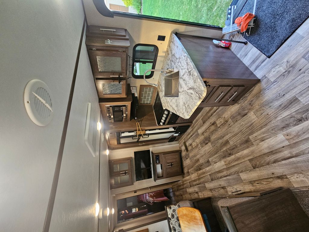 2019 Keystone Hideout 26RLSWE - National Vehicle